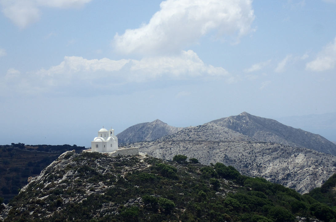 Hike to the top of the Cyclades - Mount Zas | Trekking Hellas