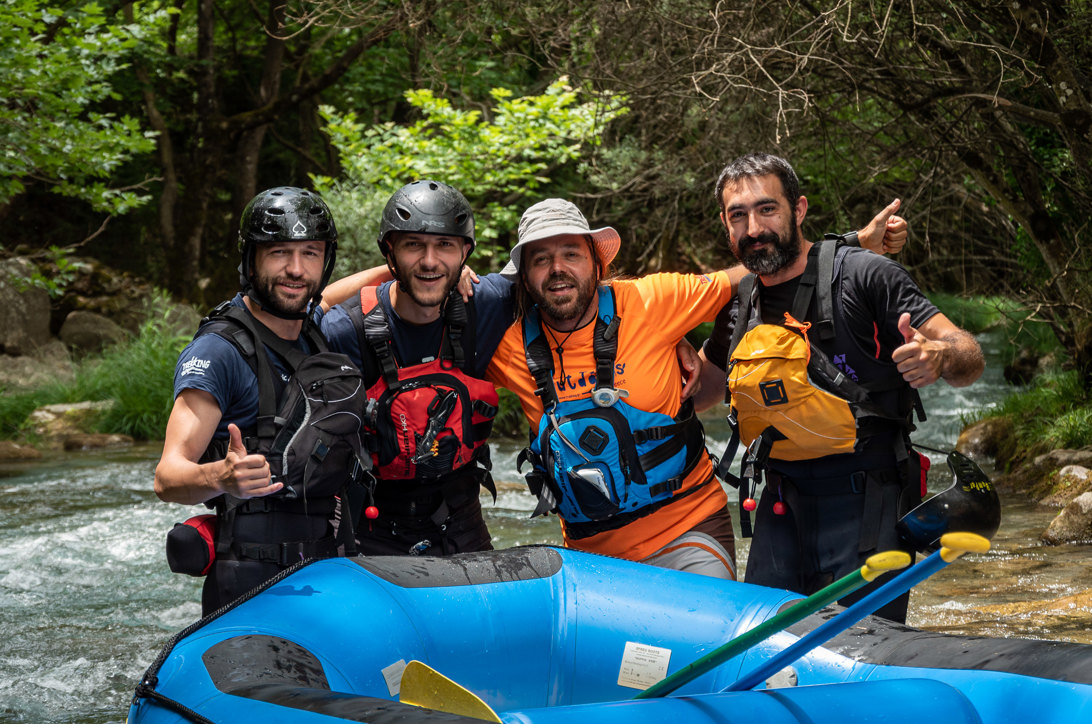 Rafting στα ωραιότερα ποτάμια από την Ήπειρο μέχρι και την Πελοπόννησο ...