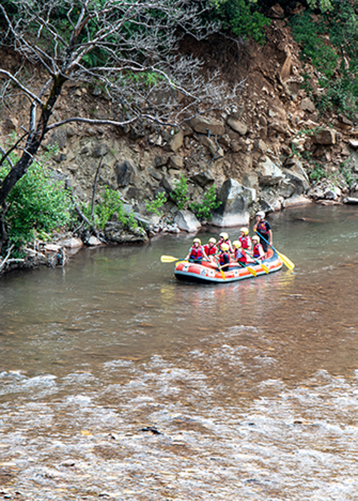 Rafting στα ωραιότερα ποτάμια από την Ήπειρο μέχρι και την Πελοπόννησο ...