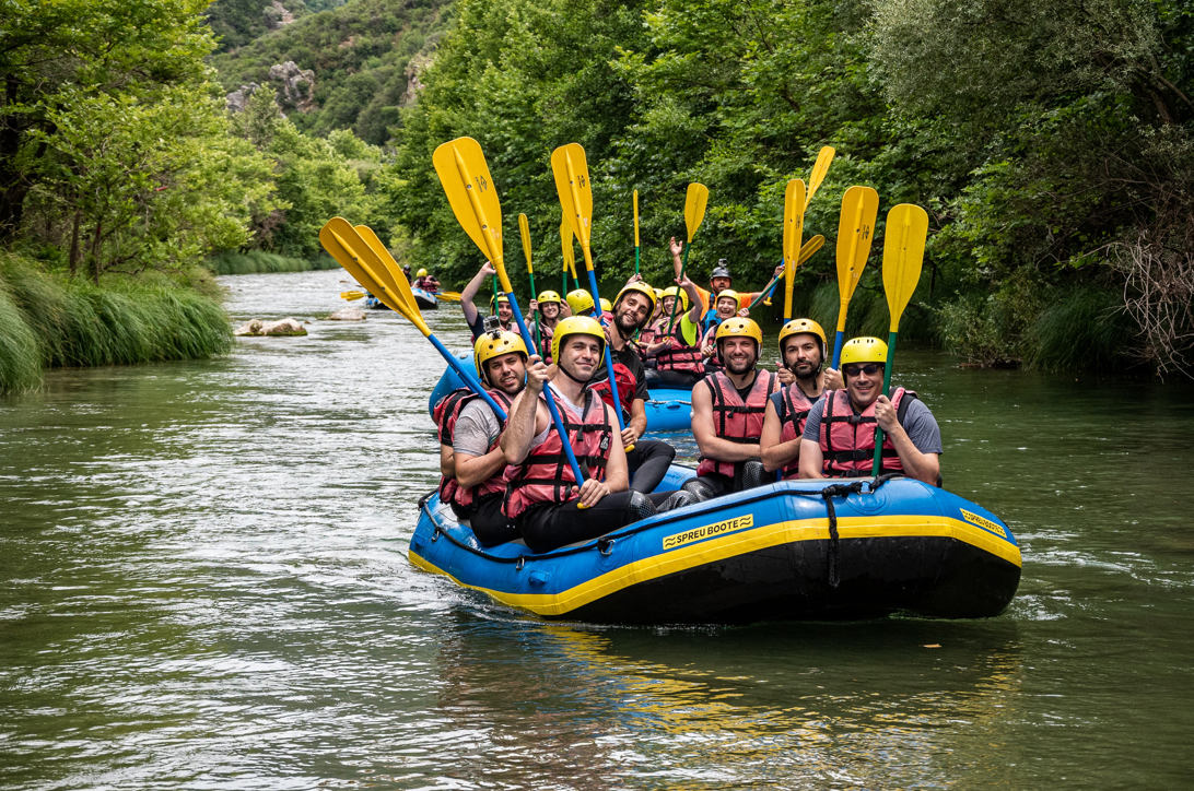 Rafting στα ωραιότερα ποτάμια από την Ήπειρο μέχρι και την Πελοπόννησο ...