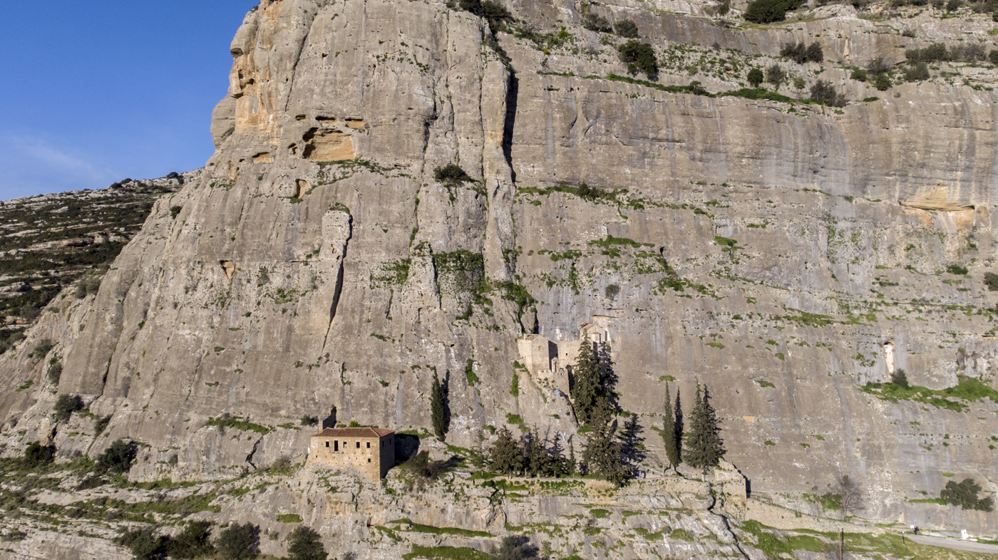 Hiking in Nemea: Polyfengo Castle & Lady of the Rock - Ancient Myths ...